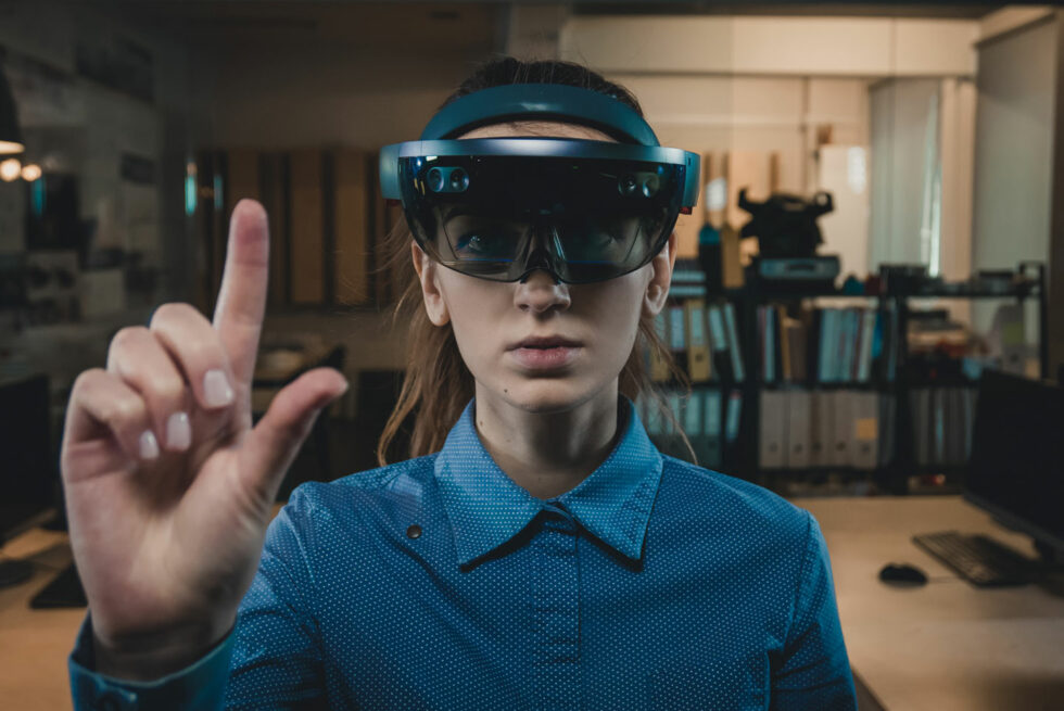 A Complete Guide To AR Glasses | Lensology Blog